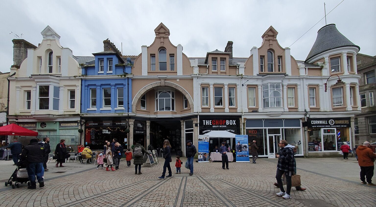 Best Places to Go Shopping in Cornwall | The Valley